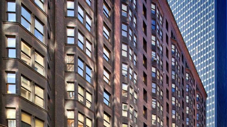 Chicago Skyscraper History: The Monadnock Building - Optima