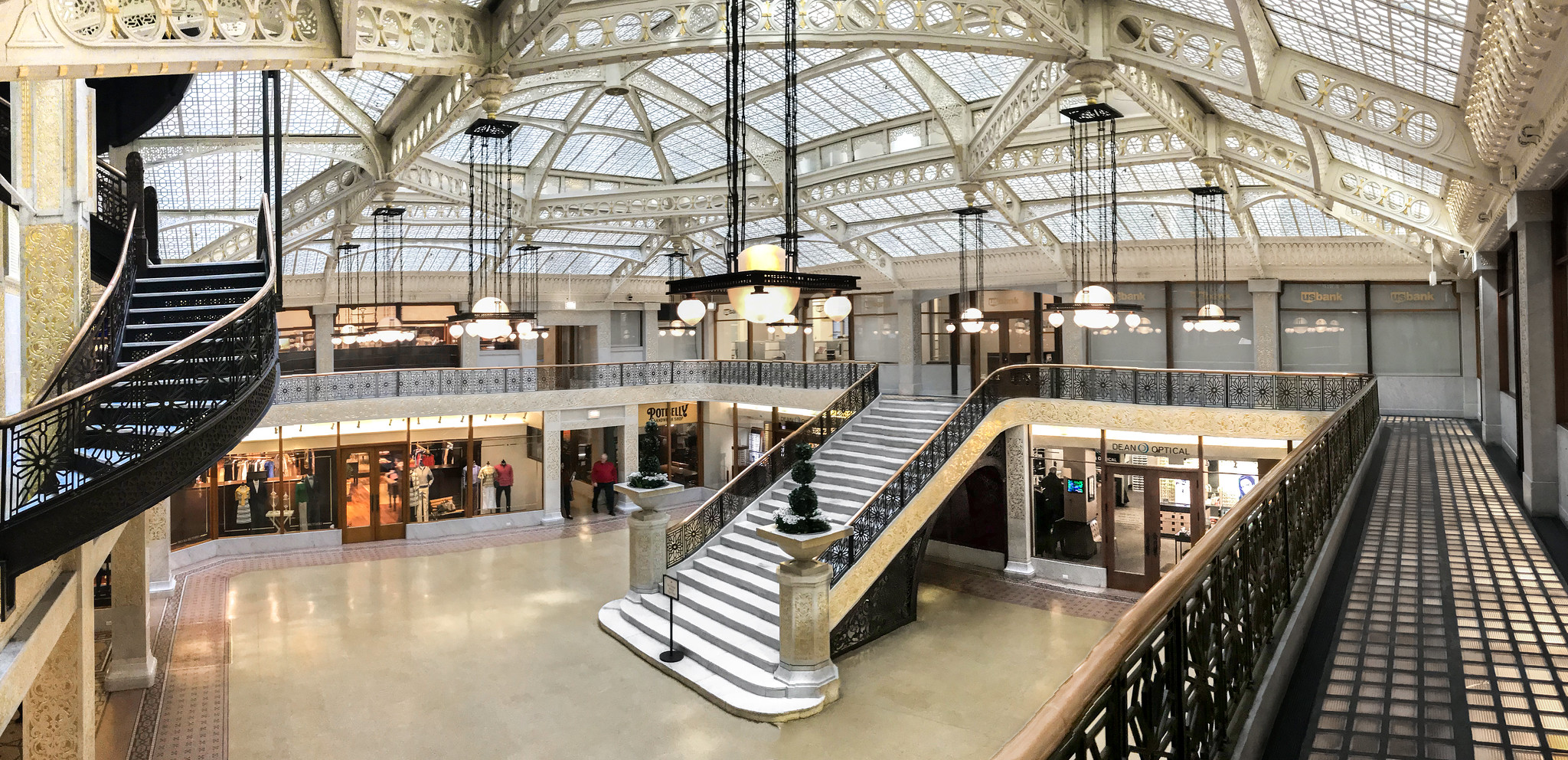 Chicago Skyscraper Spotlight: Rookery Building - Optima