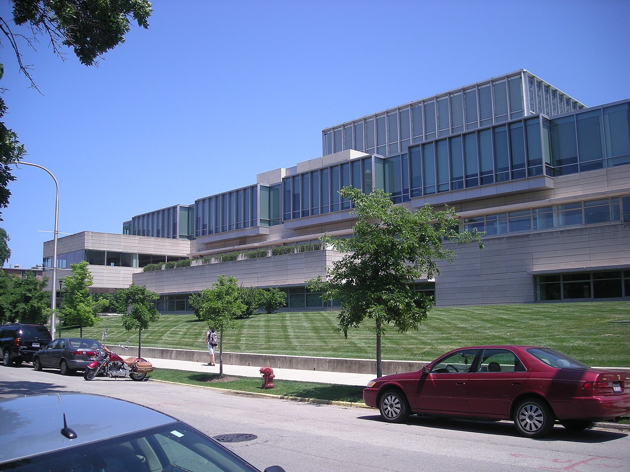 Chicago Architecture Spotlight: Charles M Harper Center - Optima