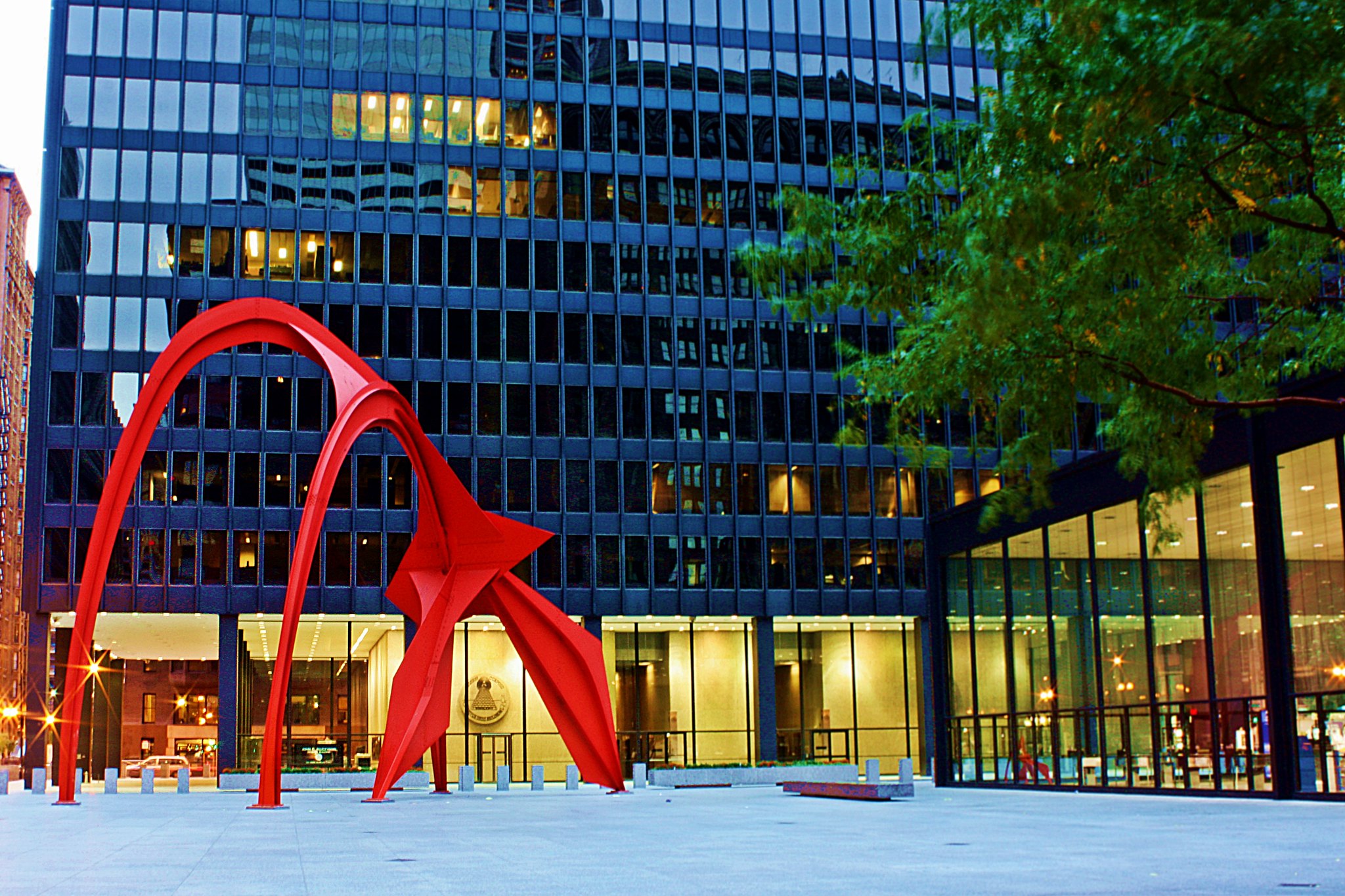 Ludwig Mies van der Rohe and His Role in the Chicago Skyline - Optima