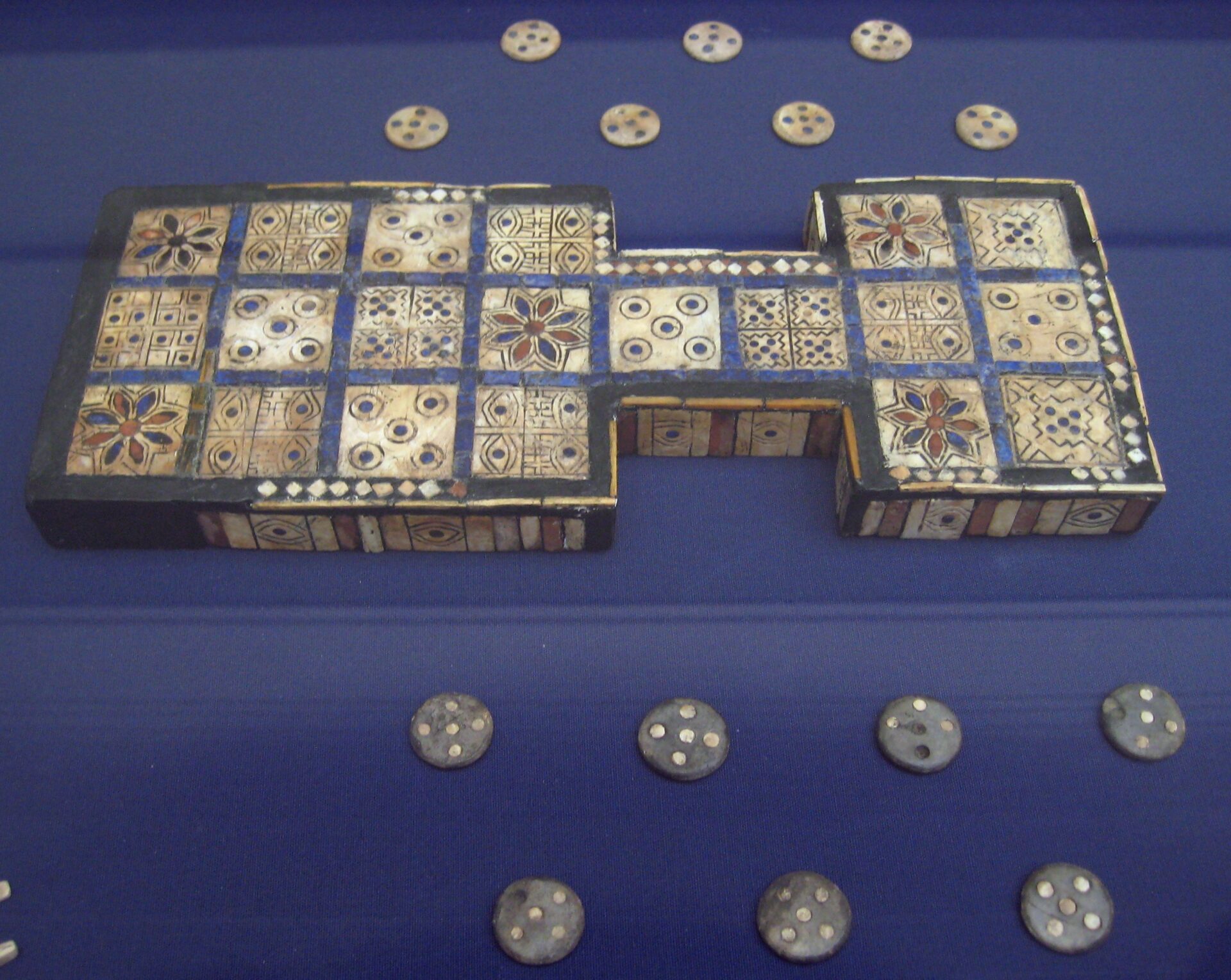 Trending Now: Play the 5,000-Year-Old Royal Game of Ur - Optima