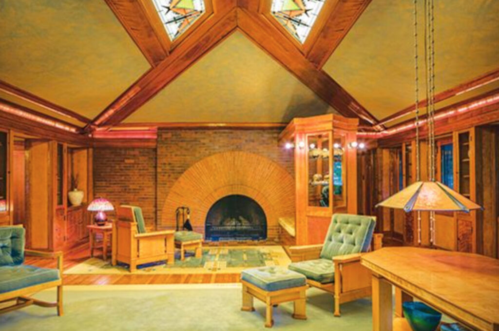 The Arthur B. Heurtley House: A Testament to Frank Lloyd Wright's ...