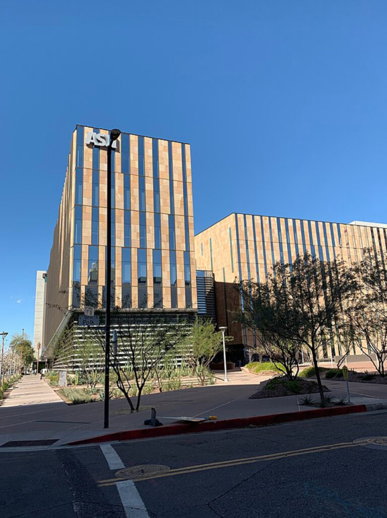 Then and Now: The Sahara Motor Inn - Optima