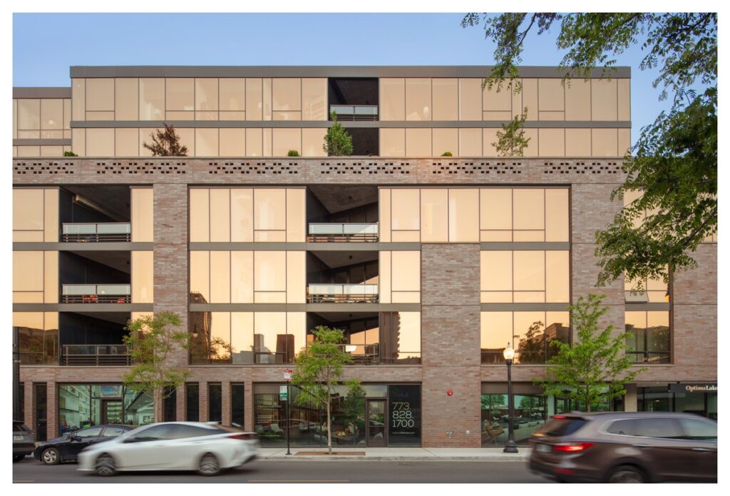 Optima and the 2023 Chicago Marathon: A Neighborhood Affair - Optima